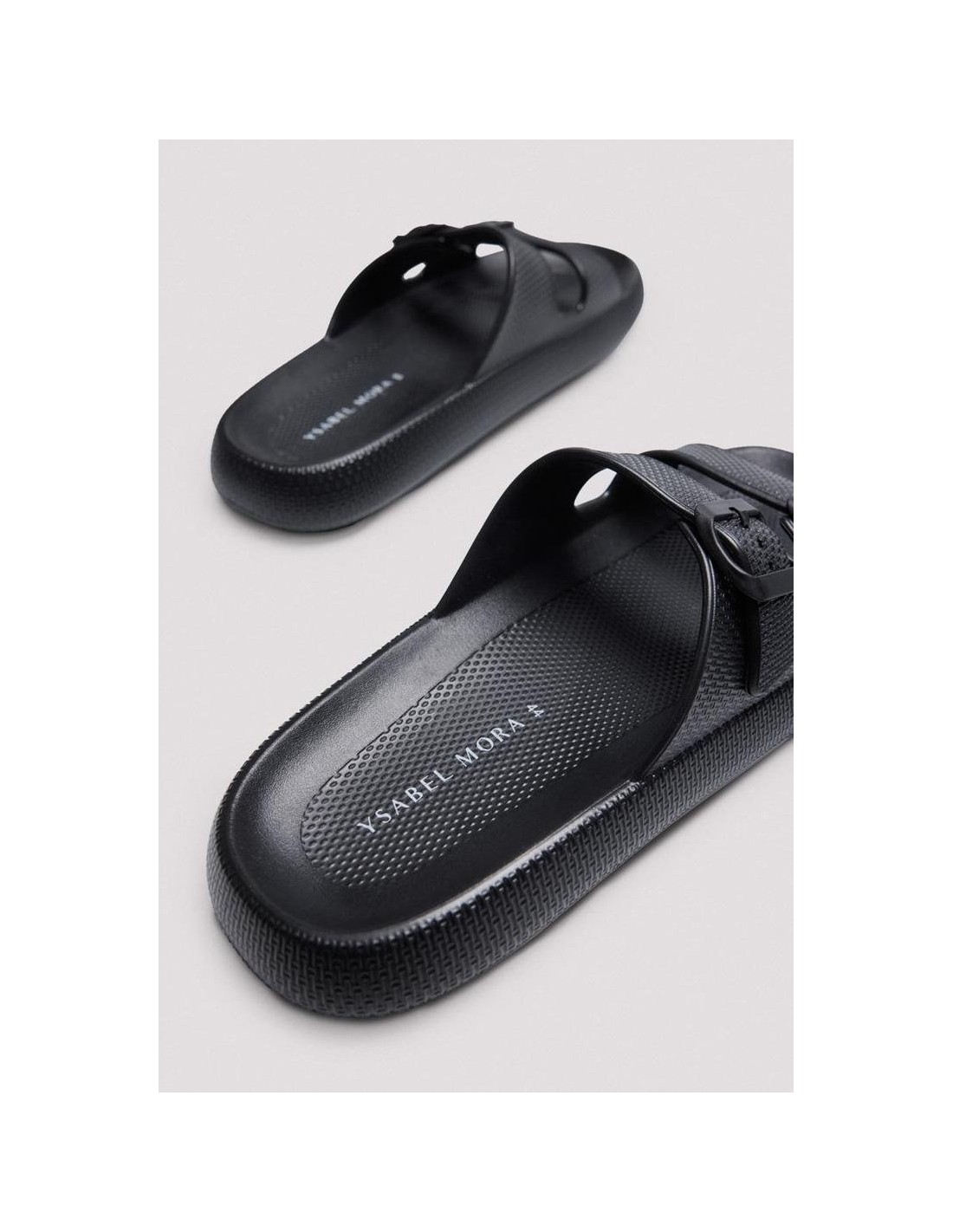 Mayorista de productos de Ysabel Mora - Empresa Textiles Capella